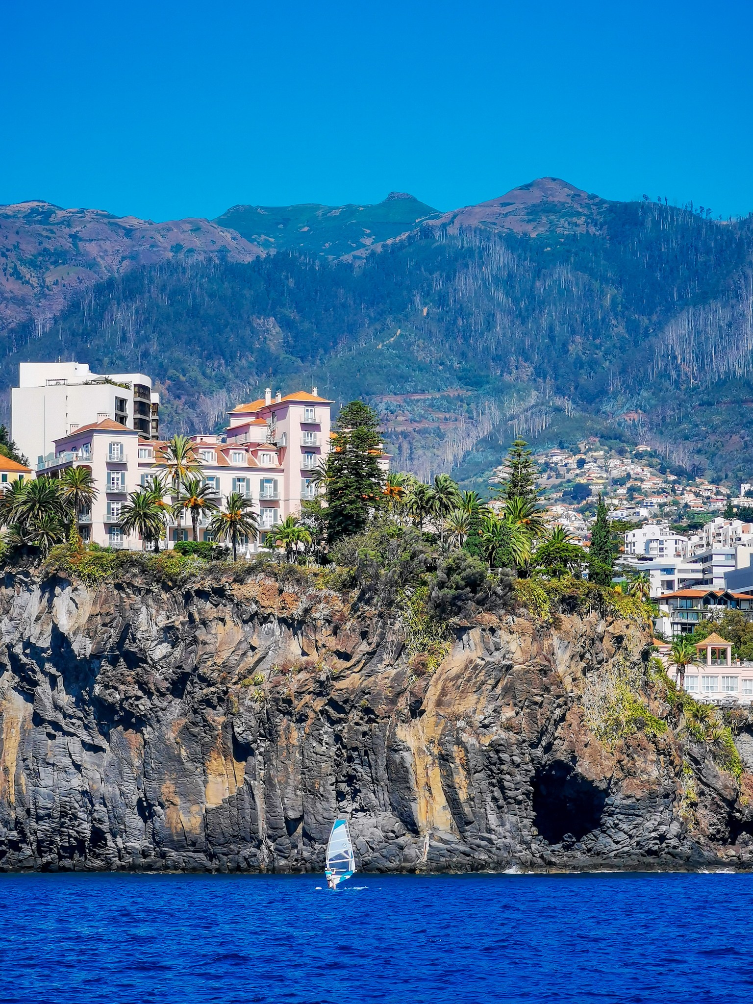Complete Madeira Itinerary and Guide - Tours, Levadas and More